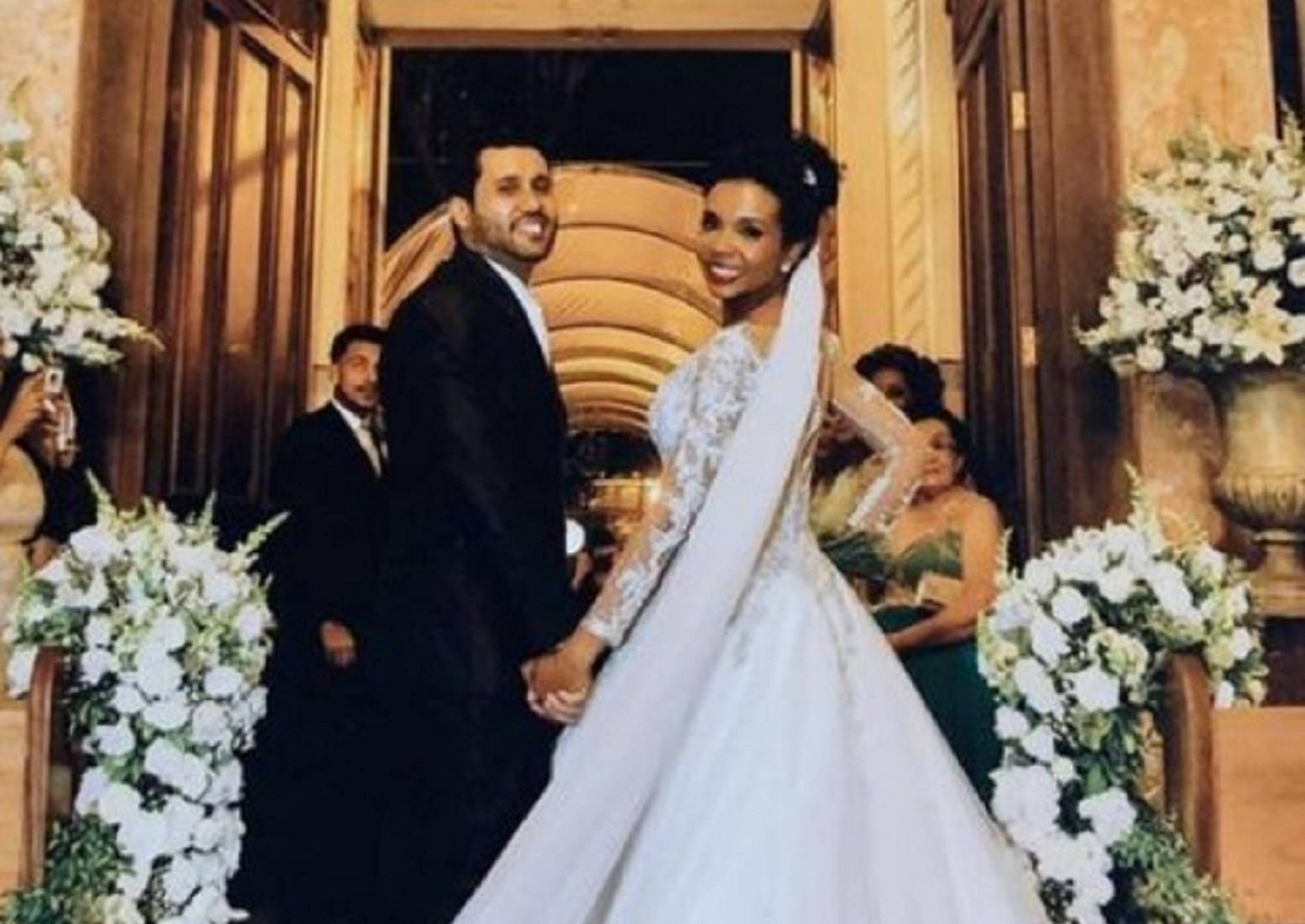 Vencedora do BBB20, Thelma Assis teve casamento dos sonhos; veja fotos ...