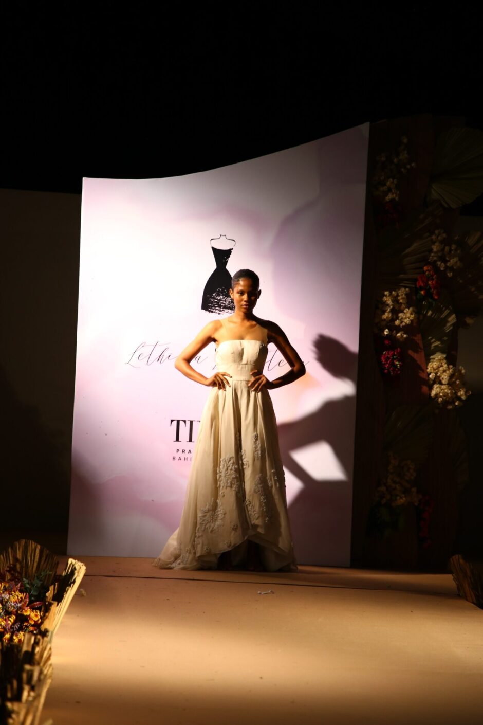 Estilista Lethicia Bronstein reúne vestidos de noivas famosos em ...